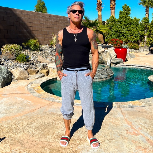 2xist | Pants | 2xist Gray Velour Drawstring Cropped Track Stripe Waist ...